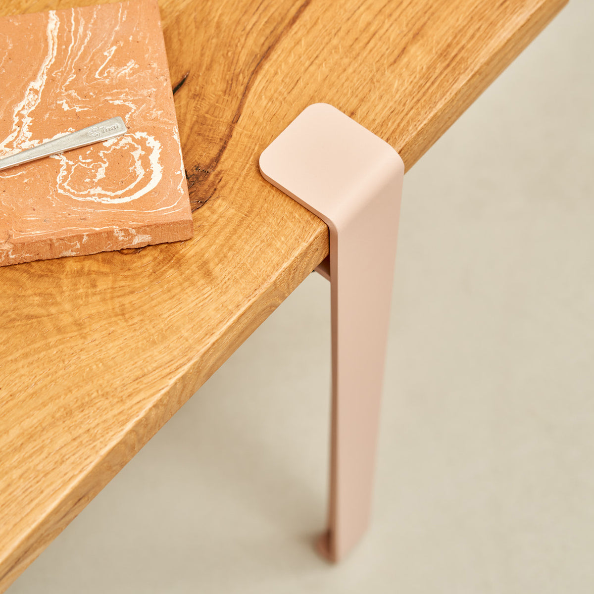 DUKE Bench - Solid Oak (TIPTOE x HEJU) – heyhappypuff